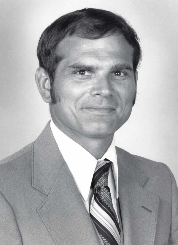 Orell G. Pieper | Roberts Funeral & Cremation Chapel